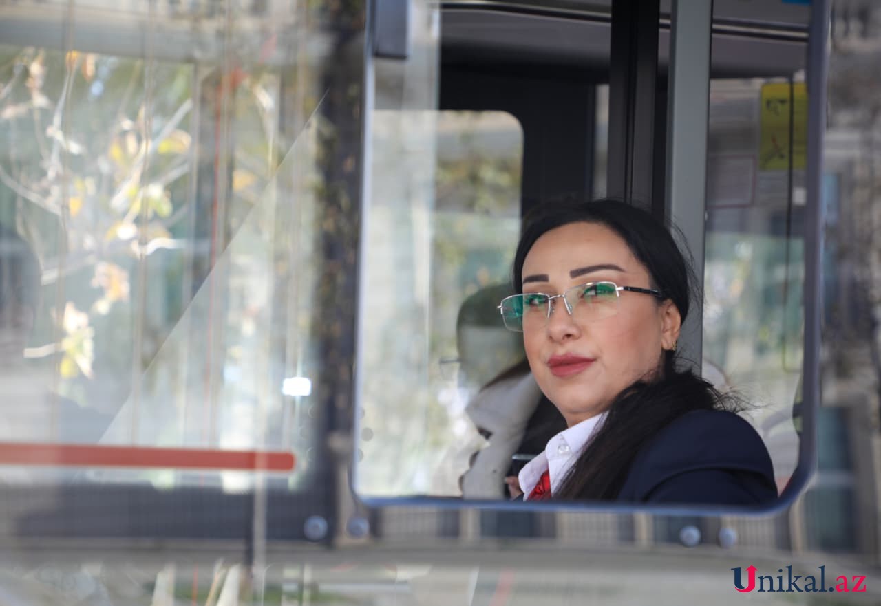 Bakıda qadın avtobus sürücüləri işə başladı - FOTOLAR - Unikal.az